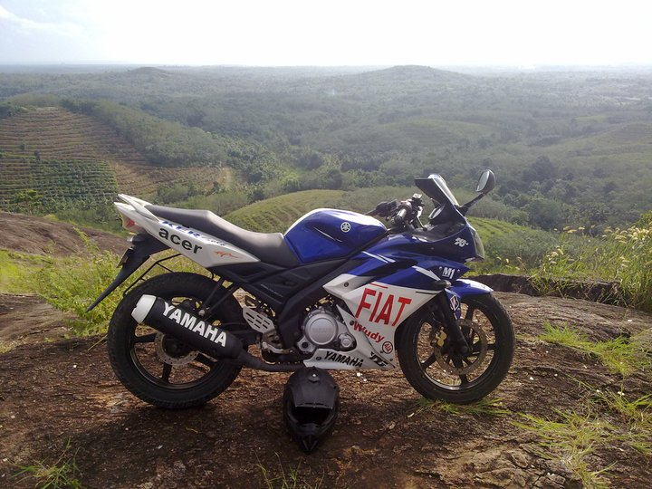 Used 2008 model Yamaha YZF R15 for sale in Trivandrum. ID 39019. Blue ...