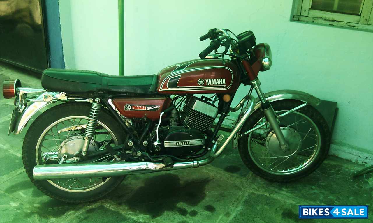 Used Yamaha RD 350 for sale in Korba. ID 46092. Red colour - Bikes4Sale