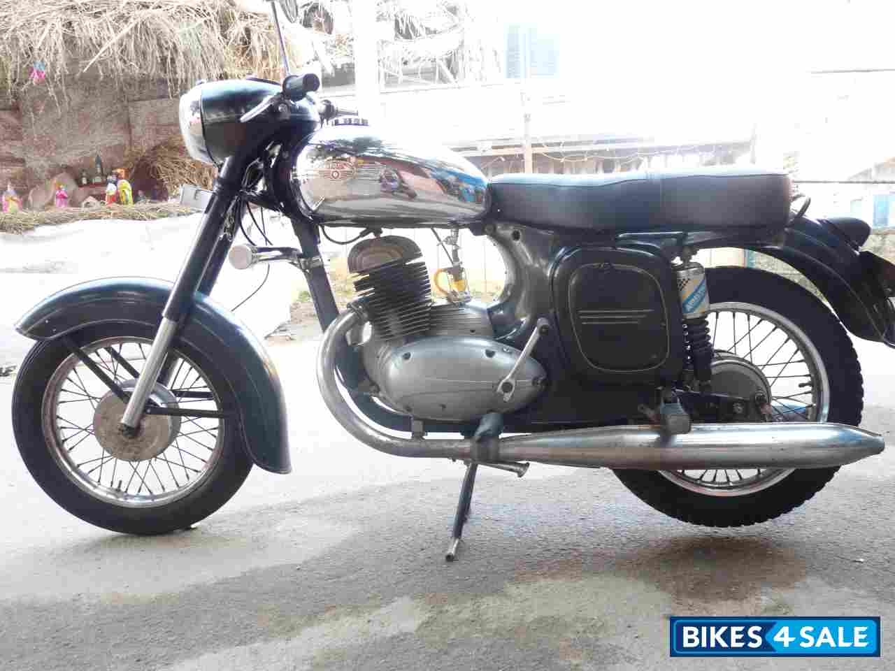 Used 1968 model Ideal Jawa Jawa for sale in Bangalore. ID 50017. Black ...