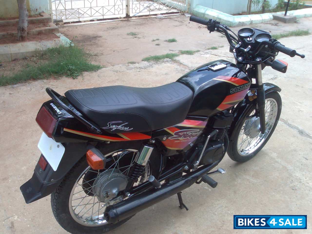 Black Suzuki Shogun Picture 2. Bike ID 50646. Bike located in Hyderabad ...