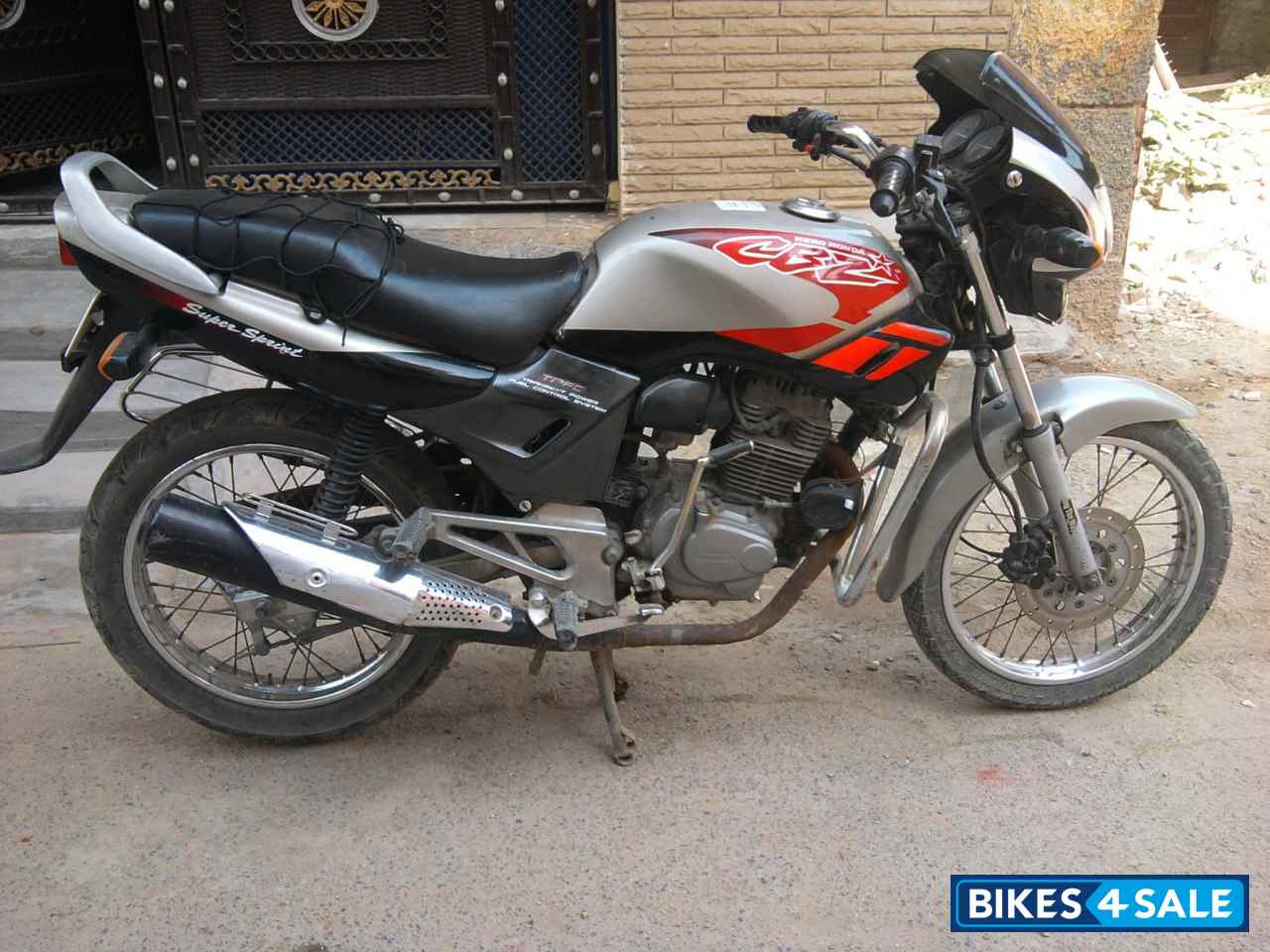 Used 2005 model Hero CBZ Star for sale in New Delhi. ID 53214. Silver ...