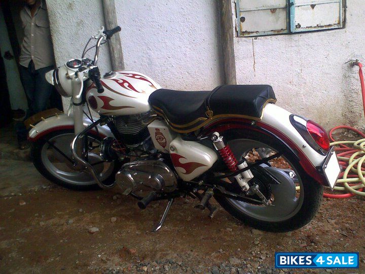 Used 2000 model Royal Enfield Bullet Electra for sale in Vadodara. ID ...