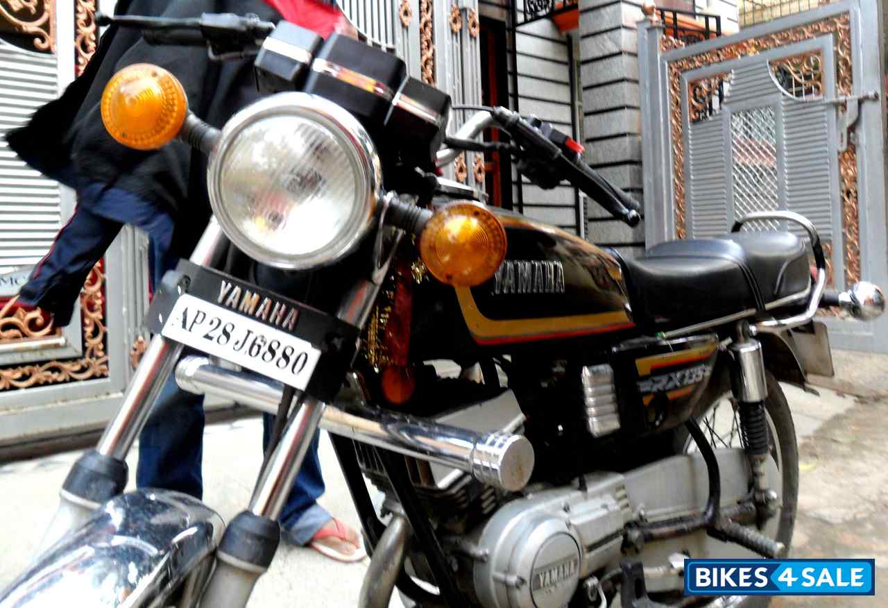 Used 1998 model Yamaha RX 135 for sale in Bangalore. ID 59915. Black colour - Bikes4Sale