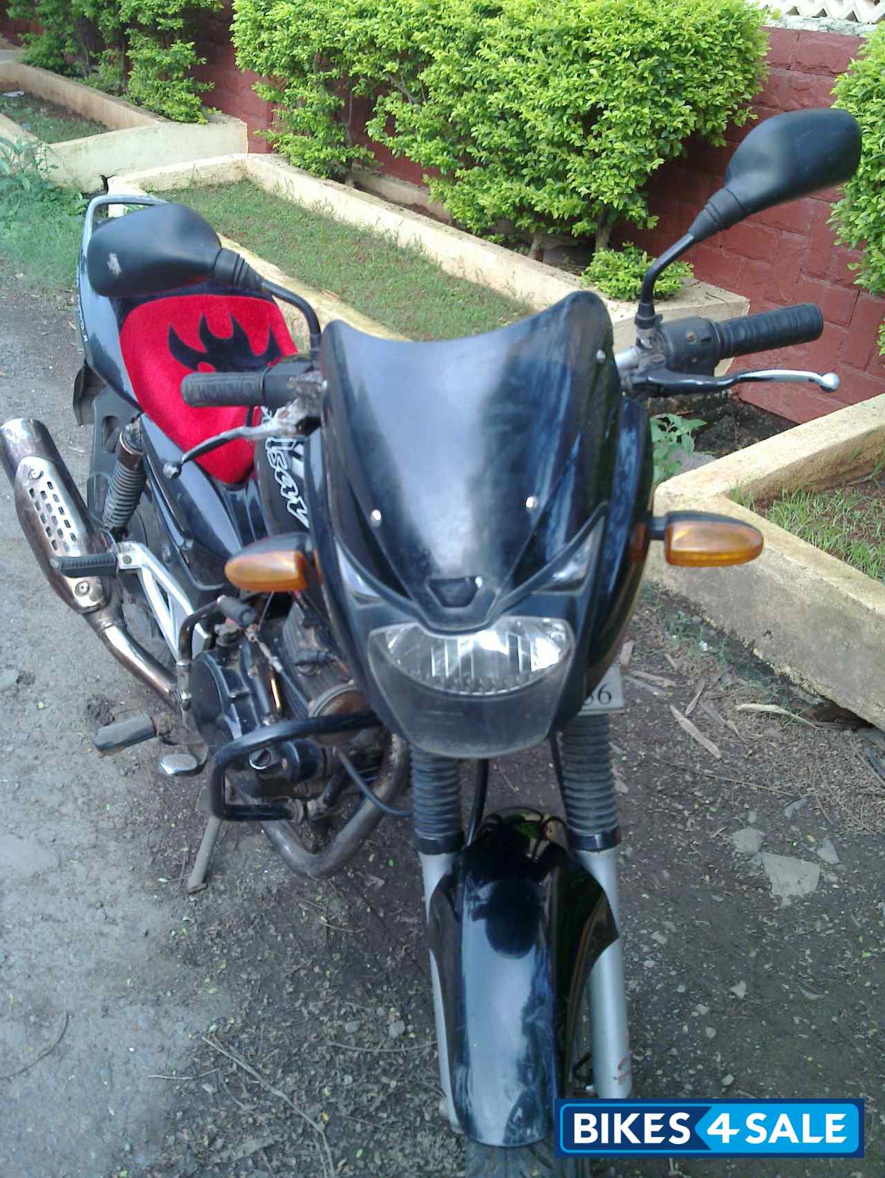 Used Bajaj Pulsar 150 Round Headlight for sale in Mumbai. ID 60577 ...