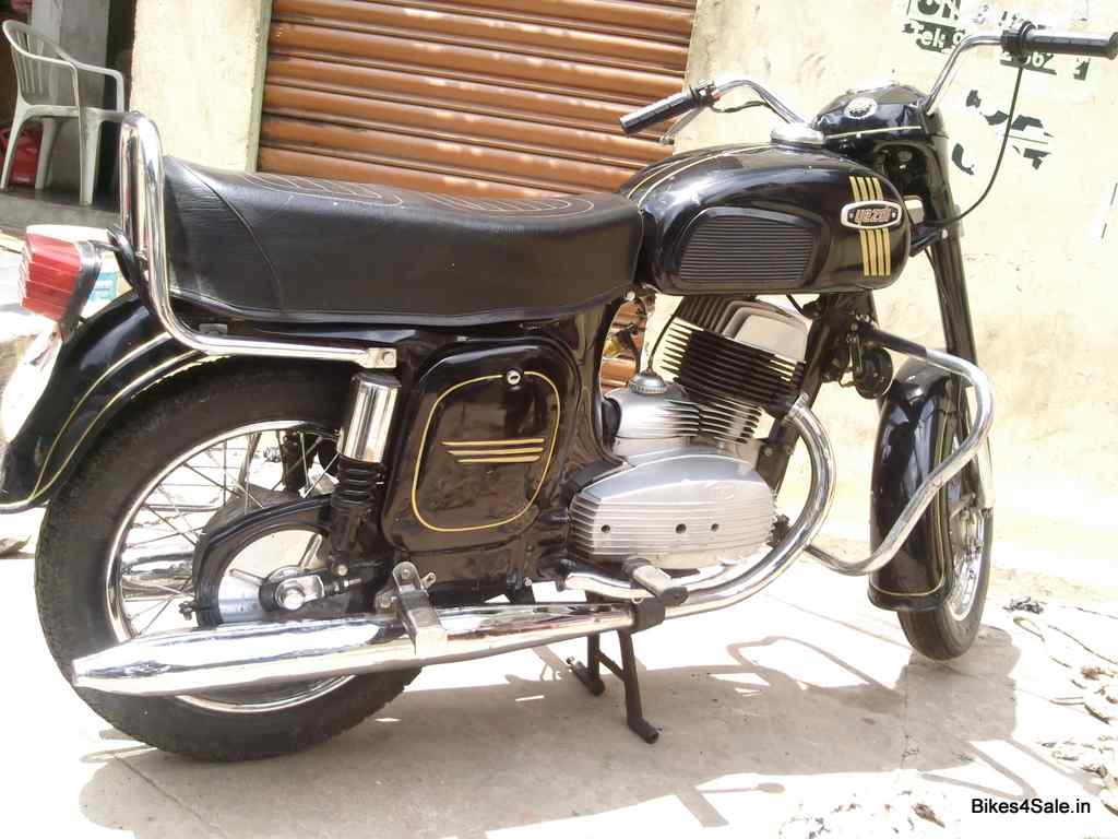Used 1979 model Ideal Jawa Yezdi Classic for sale in Hyderabad. ID ...