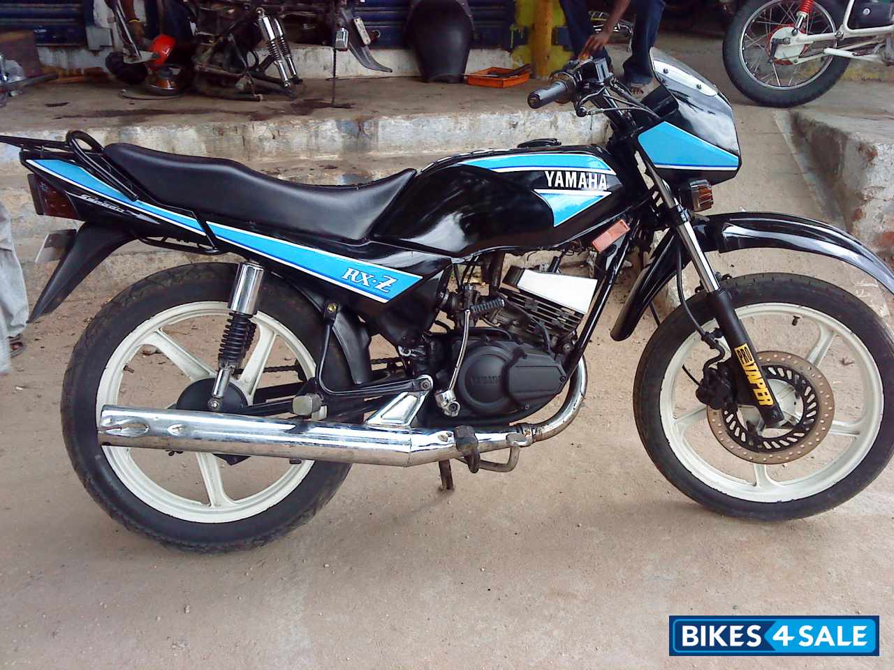 Used 1997 model Yamaha RXZ for sale in Erode. ID 62092. Black colour ...