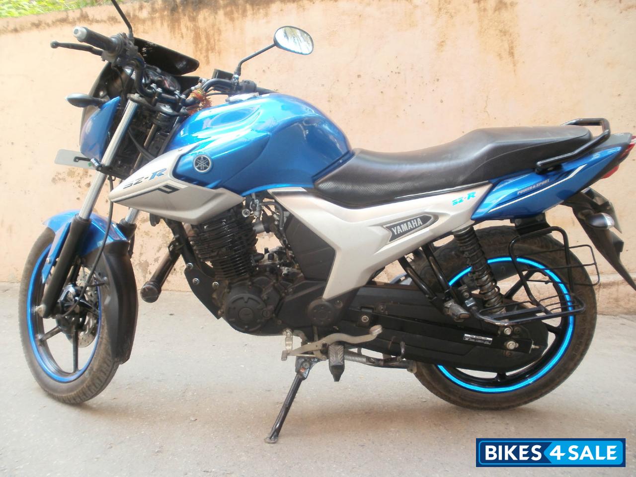 Used 2011 model Yamaha SZ-R for sale in Bangalore. ID 68779. Quality ...