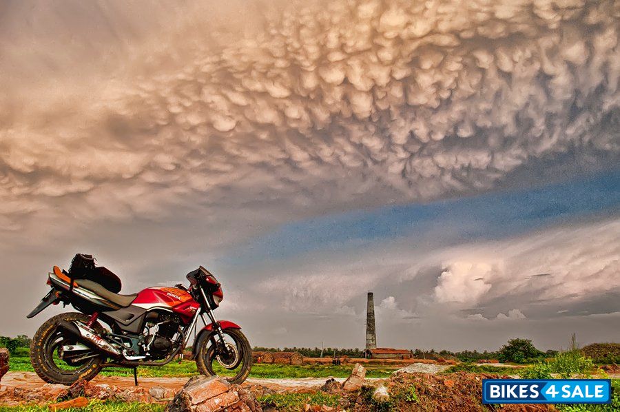 Used 2006 model Hero CBZ Star for sale in Kolkata. ID 71833 - Bikes4Sale