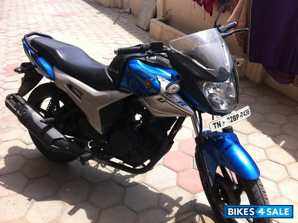 Used 2011 model Yamaha SZ-R for sale in Chennai. ID 81296. Blue colour ...