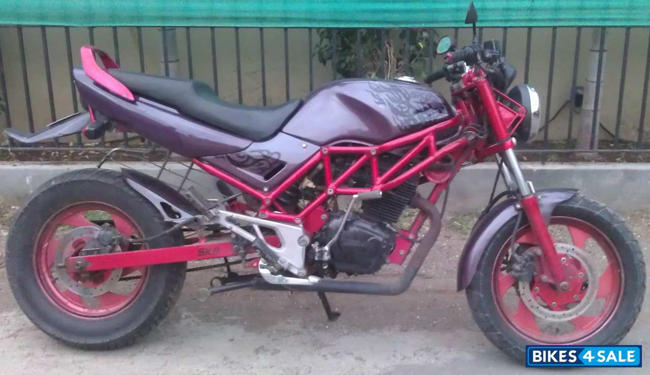 Used 2002 model Hero CBZ for sale in Rajkot. ID 85990. Purple (with Old ...