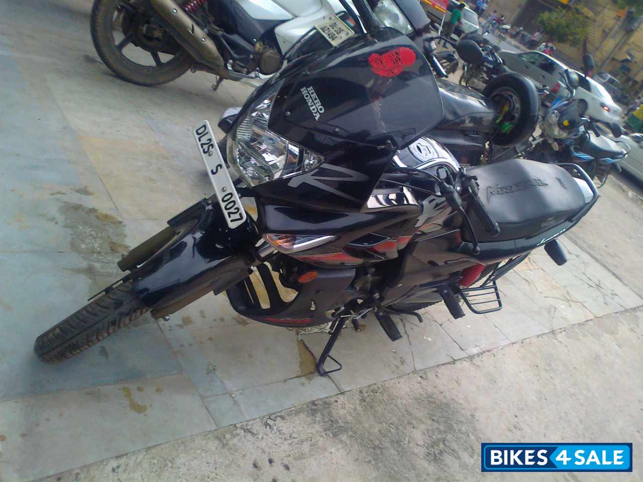 Used 2011 model Hero Karizma R for sale in New Delhi. ID 87557. Black ...