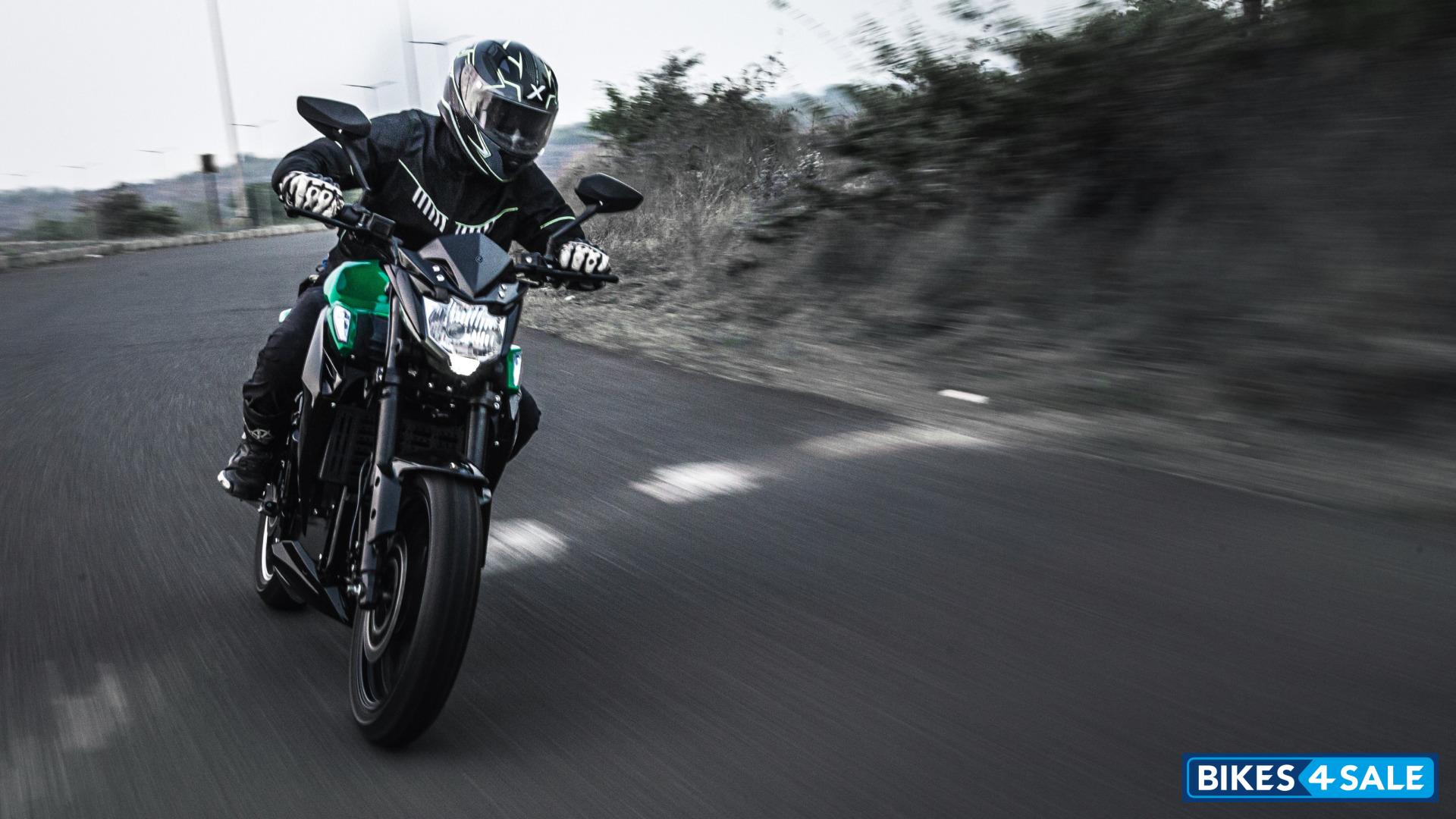 Kabira Mobility KM 4000 Motorcycle Picture Gallery - Bikes4Sale