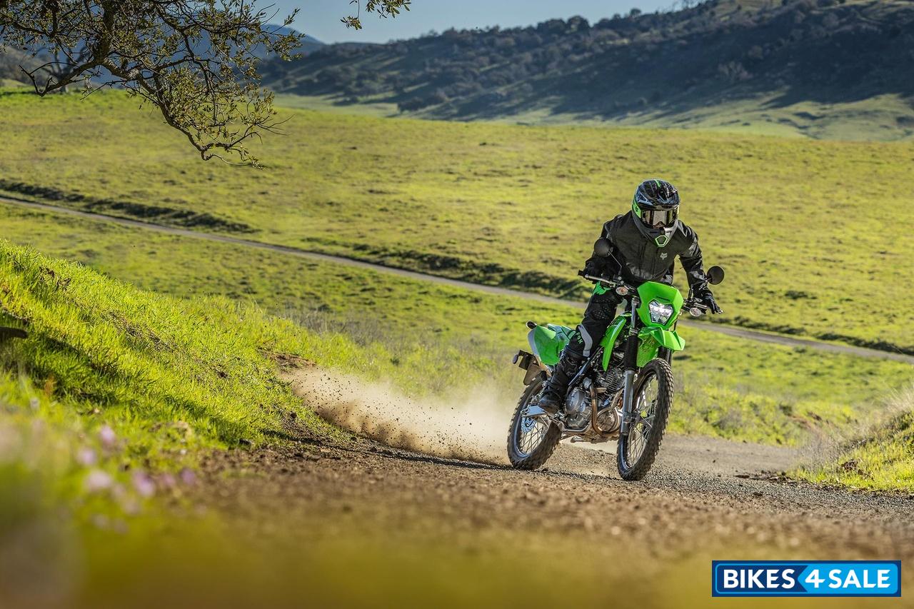 Kawasaki KLX230 2025 price, specs, mileage, colours, photos and reviews - Bikes4Sale
