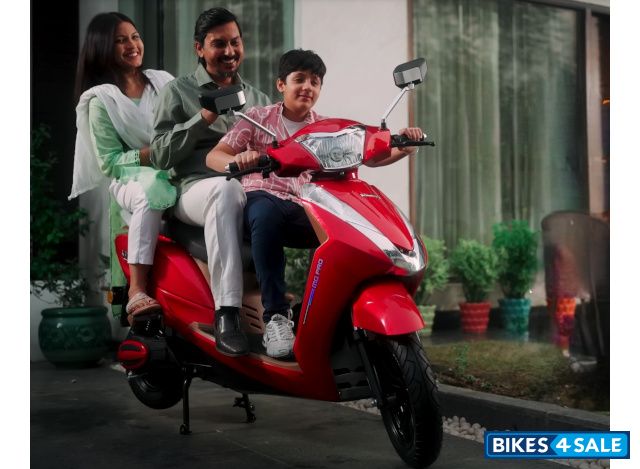 KOMAKI MG Pro price, specs, mileage, colours, photos and reviews - Bikes4Sale