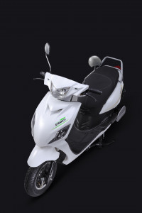Pure EV Etrance Neo Scooter Picture Gallery. Silver - Bikes4Sale