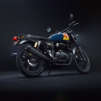 Royal Enfield 2023 Interceptor 650 Motorcycle Picture Gallery. USB Port ...
