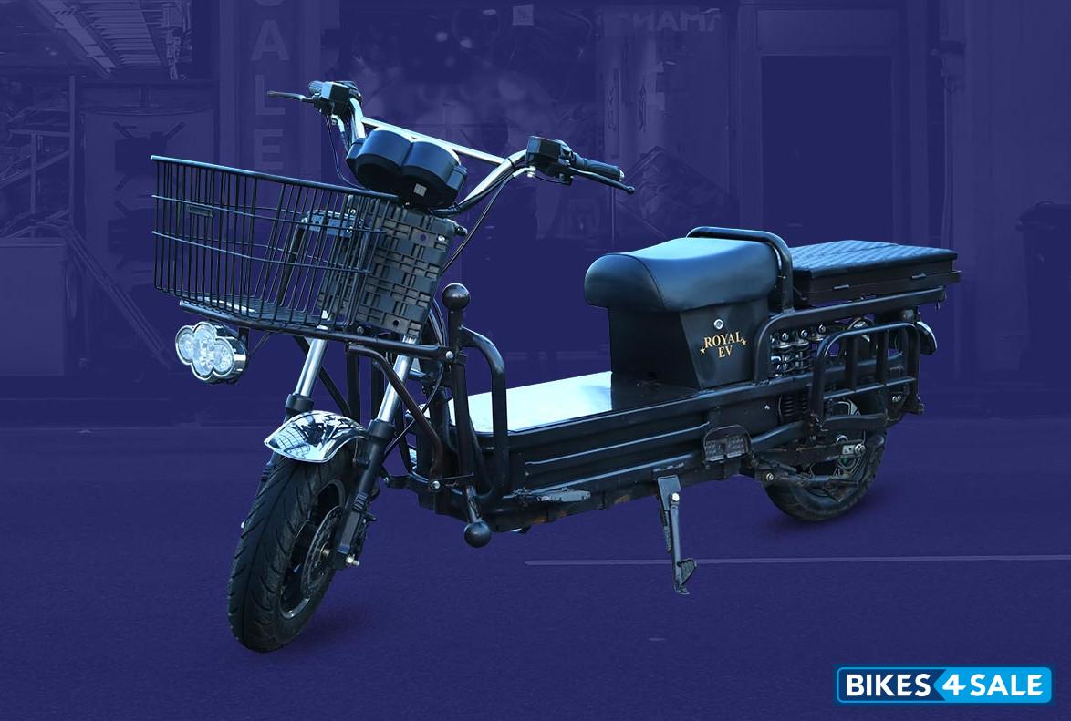 Photo 2. Royal EV Gladiator Scooter Picture Gallery - Bikes4Sale