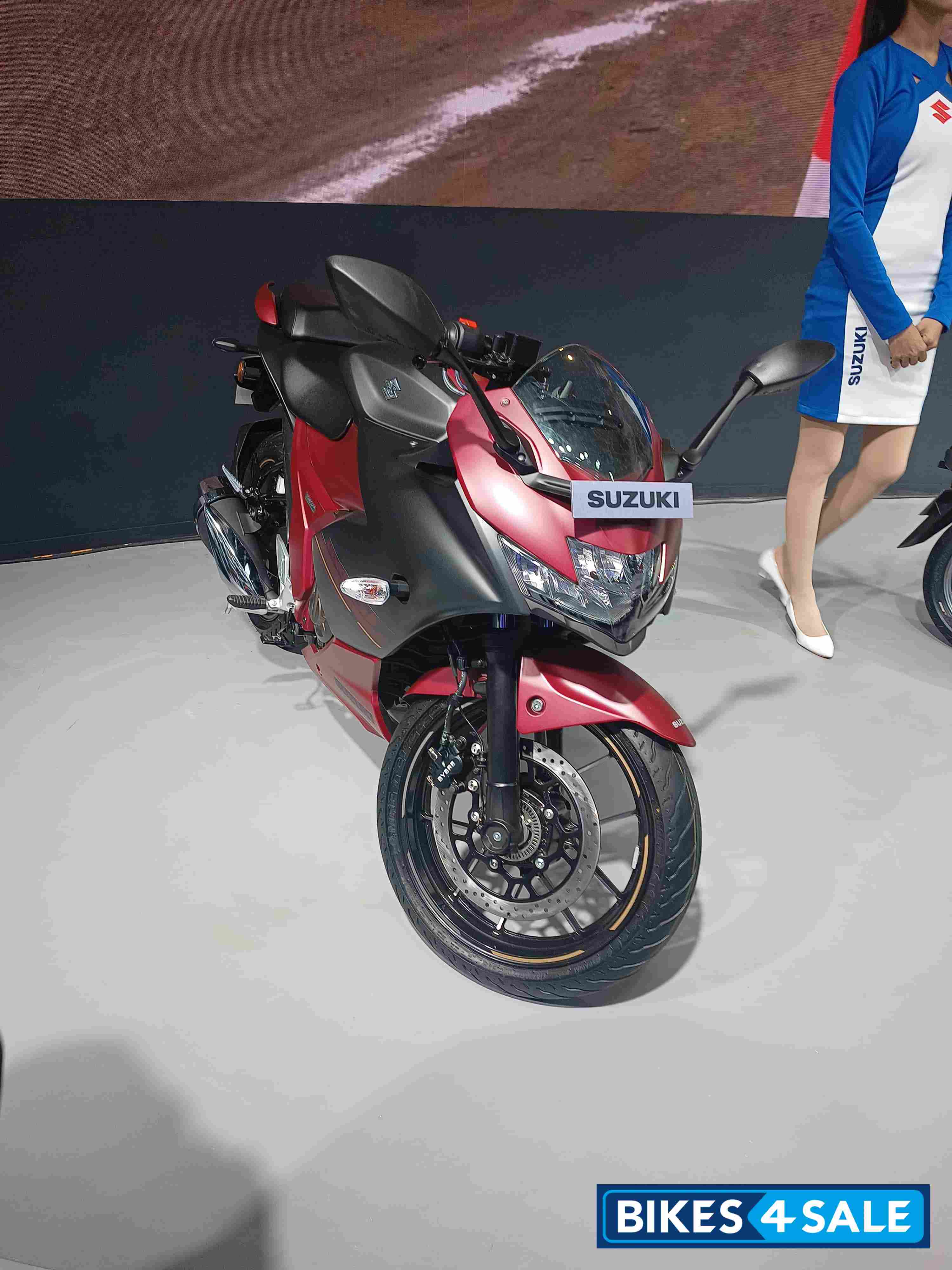 Suzuki Gixxer SF 250 Flex Fuel price, specs, mileage, colours, photos and reviews - Bikes4Sale