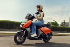 Compare TVS iQube ST 12 and Vida V2 Lite - Bikes4Sale